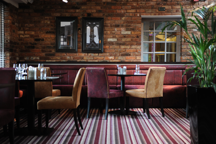 Hyde Manchester Gym with Fitness Classes & Pool | Village Gym